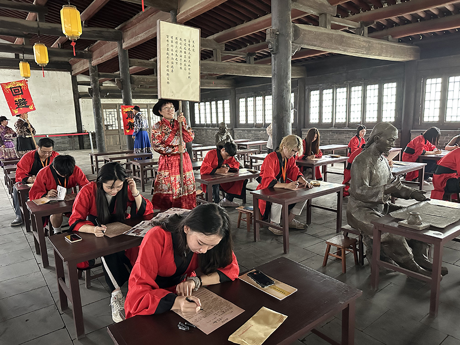 Taiwan teachers, students experience mainland's ancient exam system ...